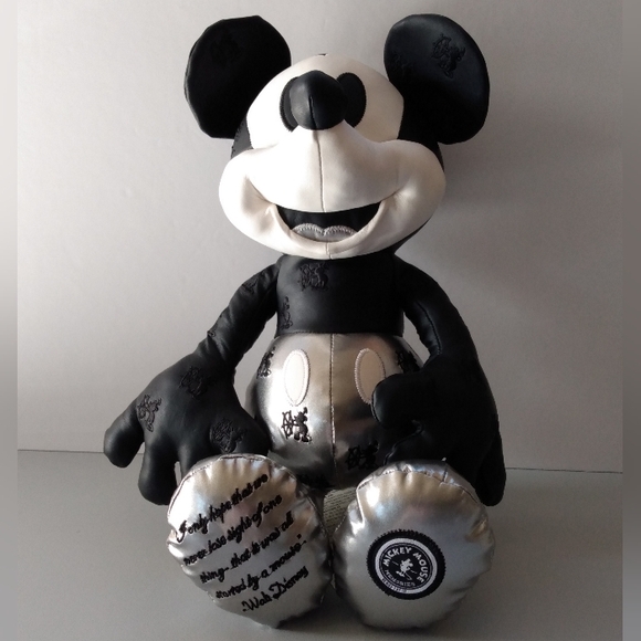 Disney | Toys | Disney Mickey Mouse Memories January Plush Limited ...